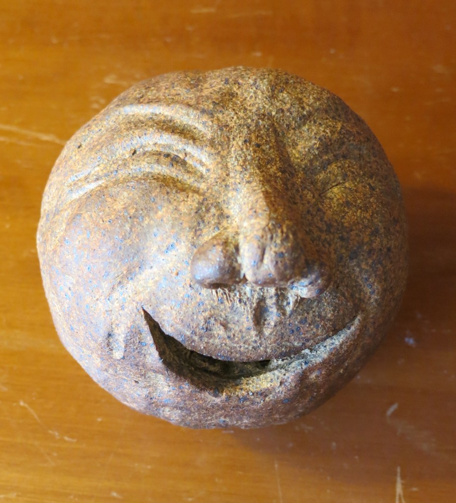 smiley ball – Kater Cheek